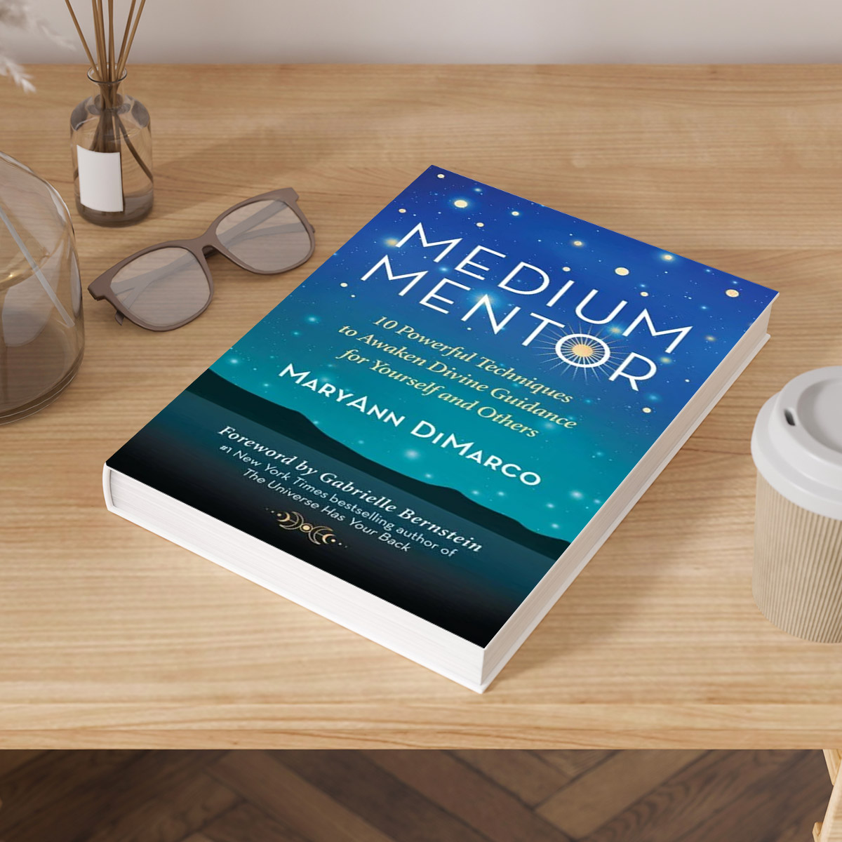 Medium Mentor - MaryAnn DiMarco